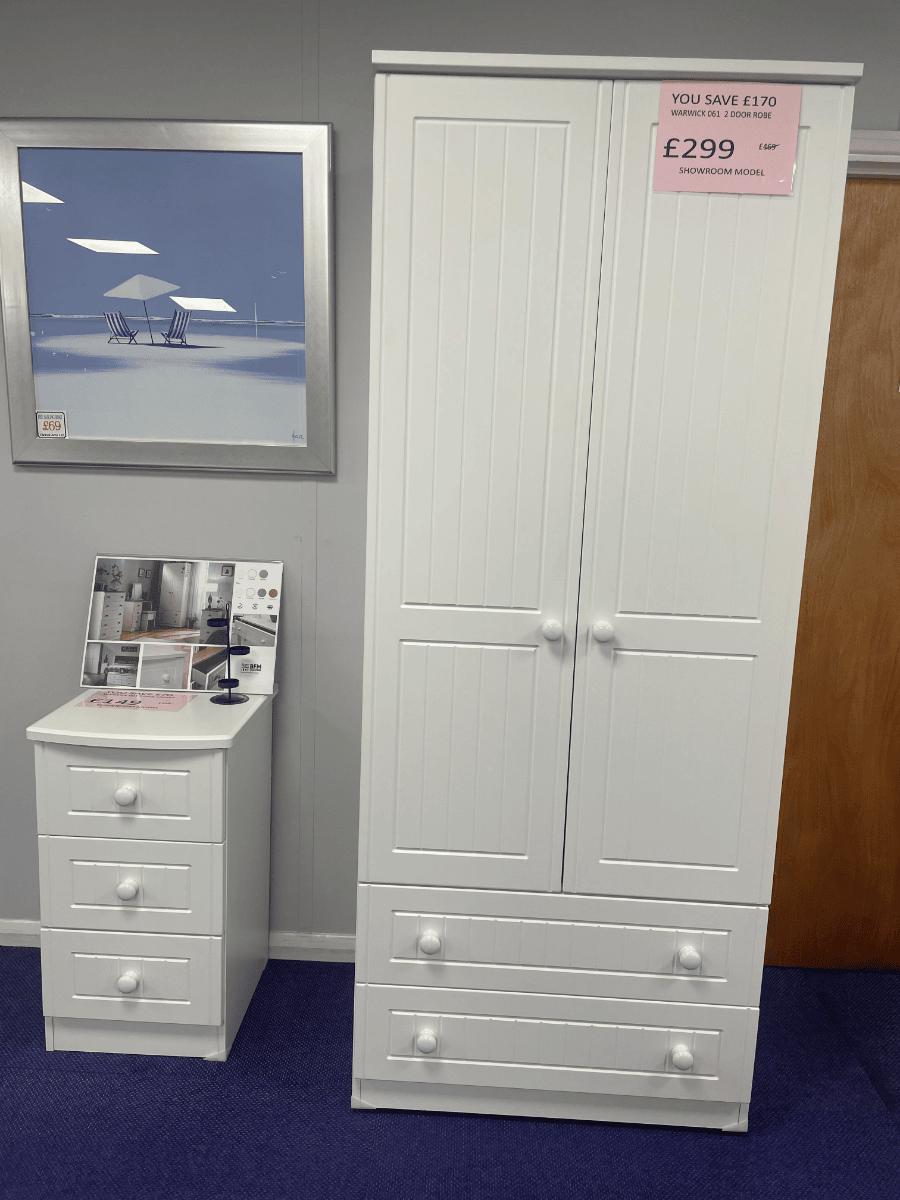 Ex-Display Warwick Gents Robe | Hi-Sell Direct